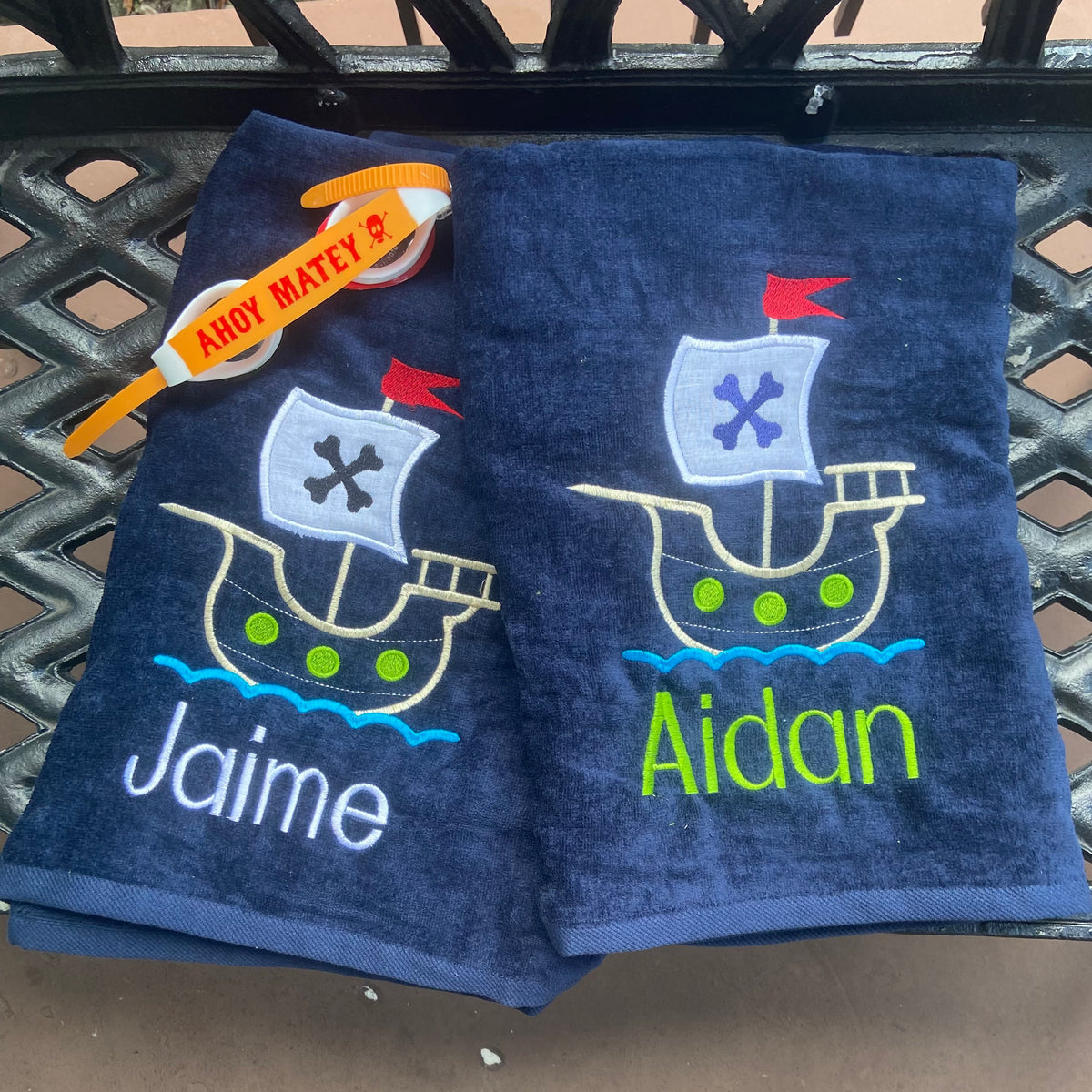 EMBROIDERED BEACH TOWEL PIRATE SHIP – Orient Expressed